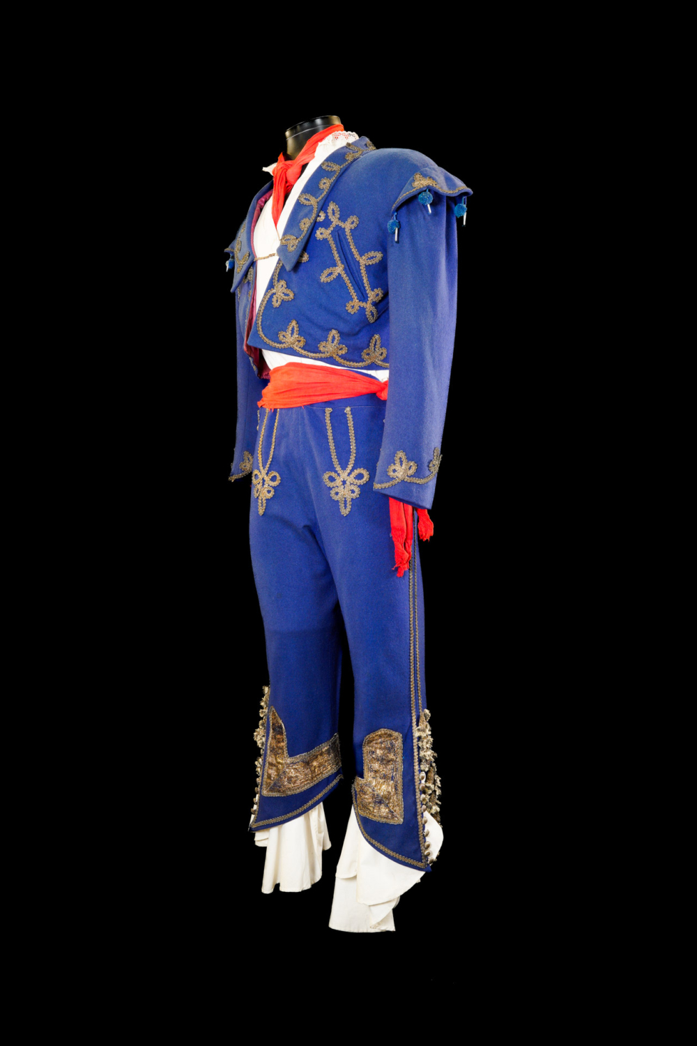 TRAJE DE CHINACO EN PAÑO AZUL - Museo de la Charrería CDMX