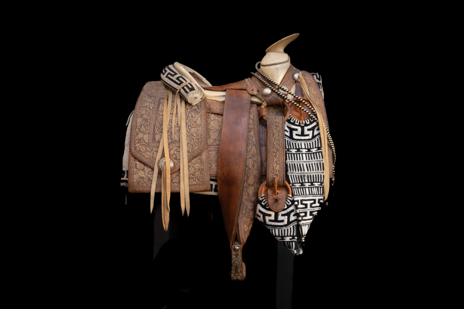 SILLA CHARRA PITEADA - Museo de la Charrería CDMX